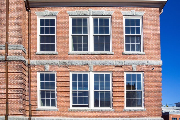 OptiQ® AA®5450 Series Windows - Kawneer Window Systems